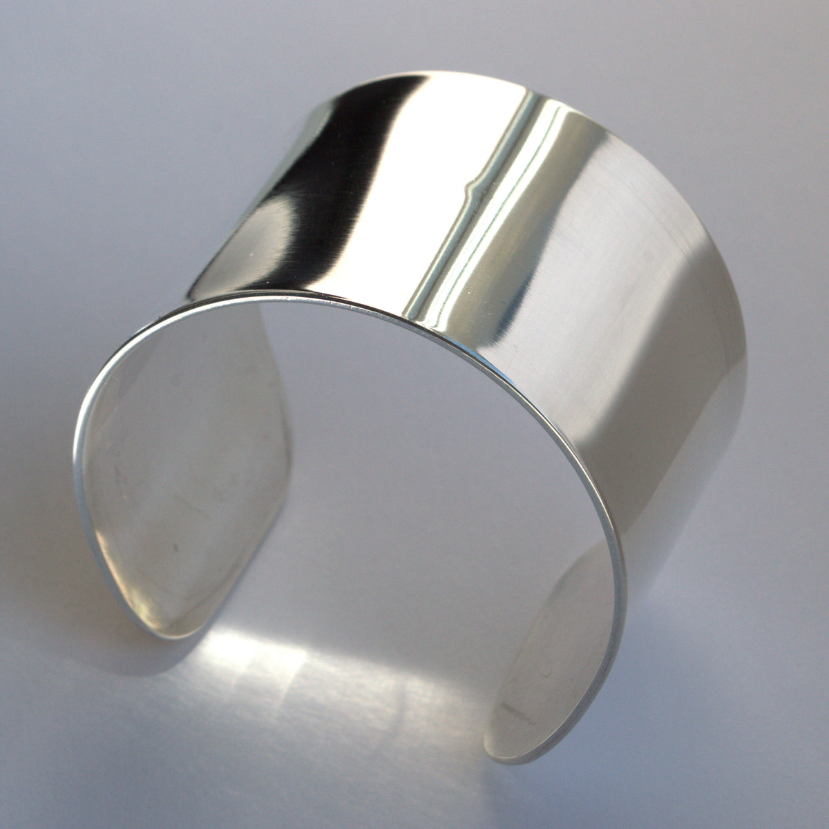 Silver wide cuff bangle – Iceni Silvercraft